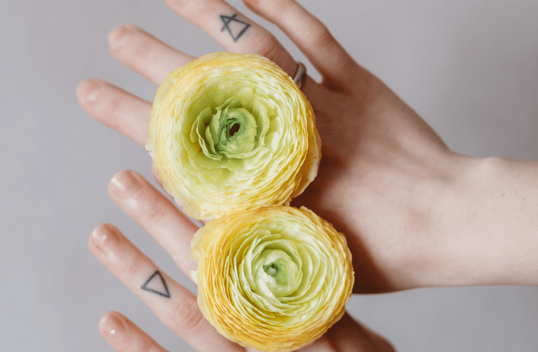 Your Only Guide to Getting a Tattoo on Your Finger